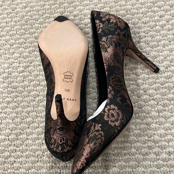 Cole Haan | Shoes | Limited Edition Cole Haan Vesta Pump 85mm In Gold ...